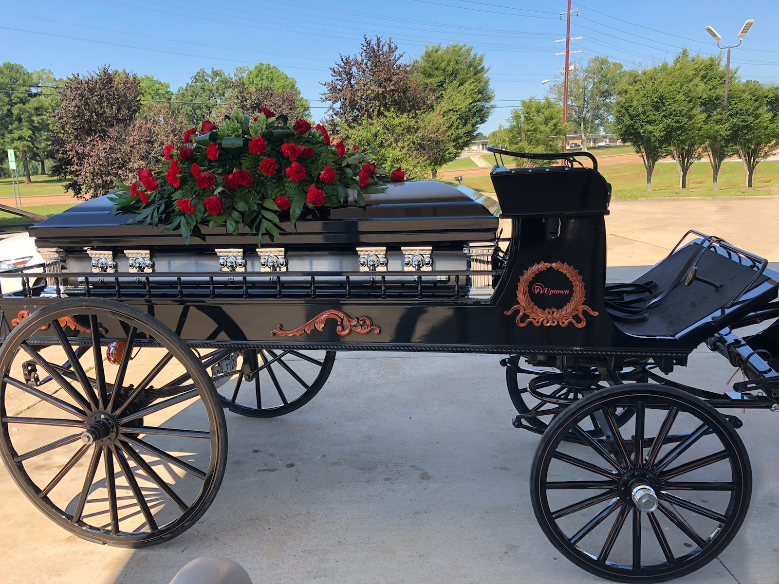 Uptown Carriages - Funeral Service